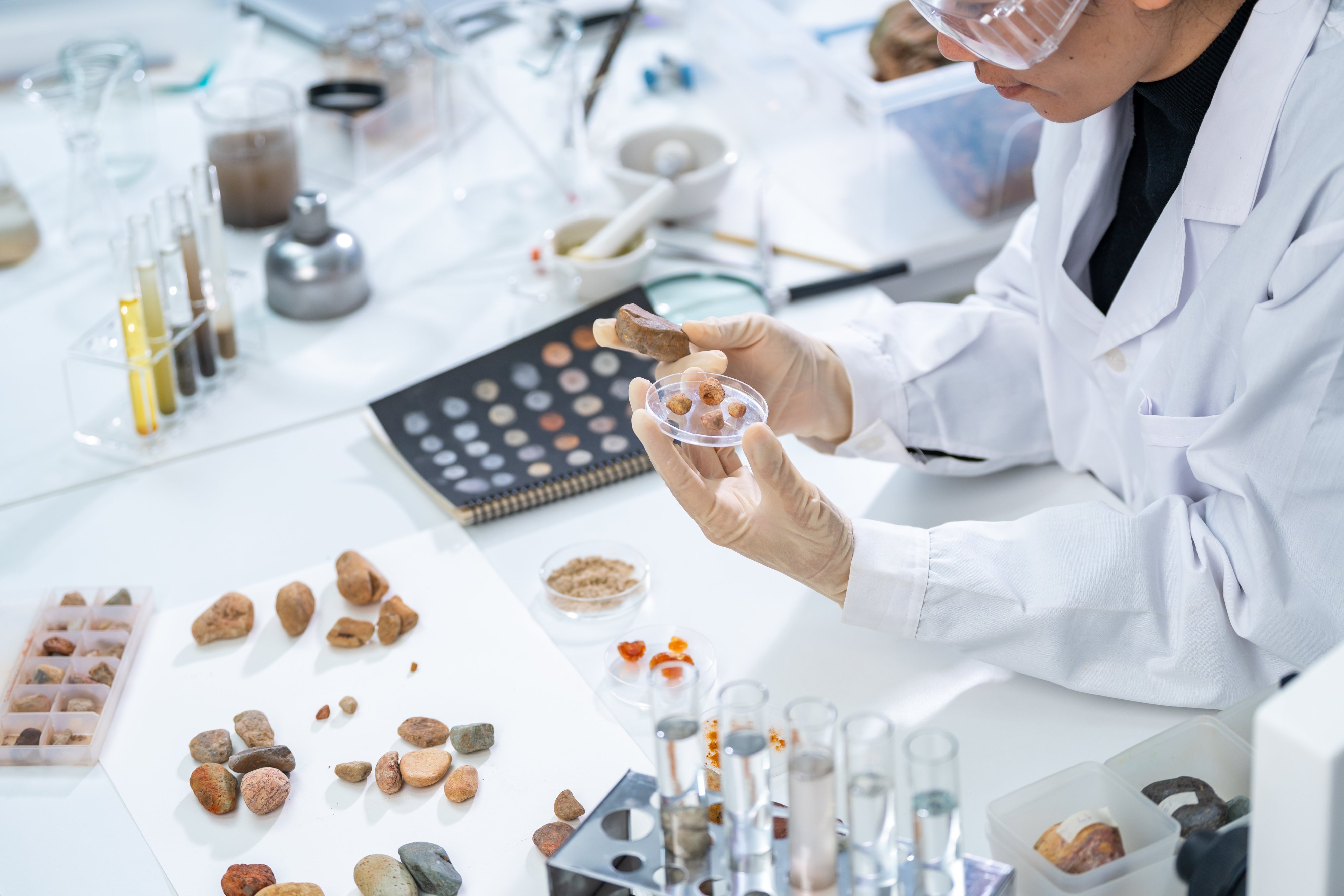 Materials Analysis & Investigation Laboratory Services - RJ Lee Group